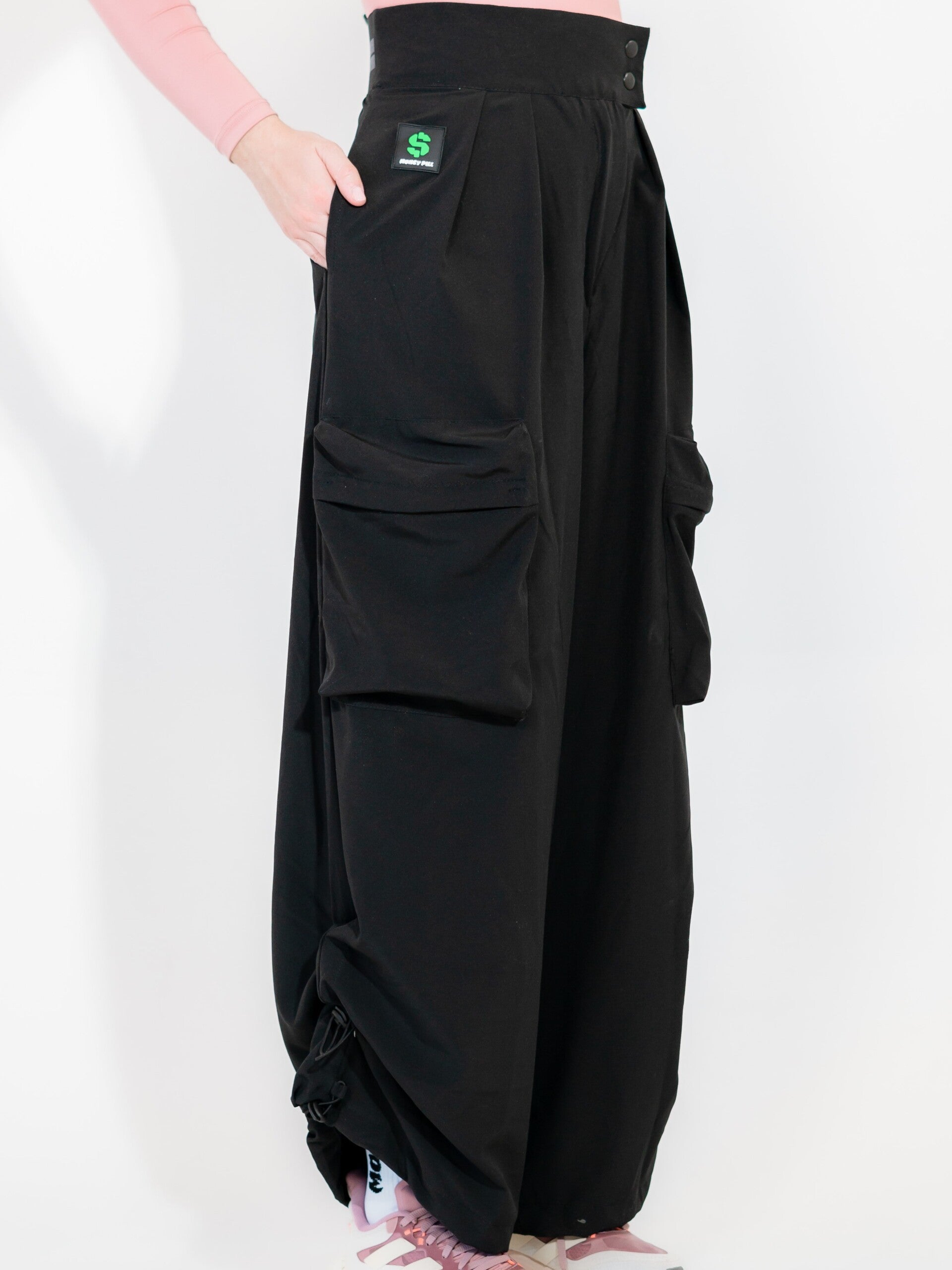 PANTS DEPORTIVO NEGRO DAMA – Money Pill